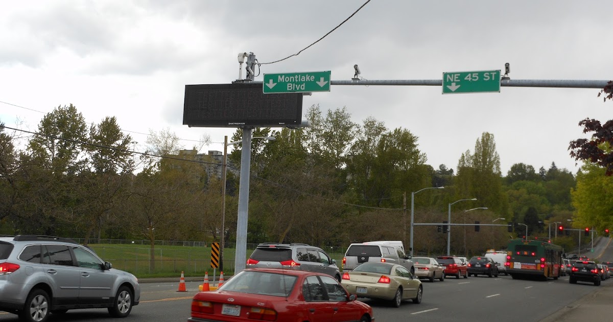 Laurelhurst Blog: All About The Electronic Traffic Board Near Safeway ...
